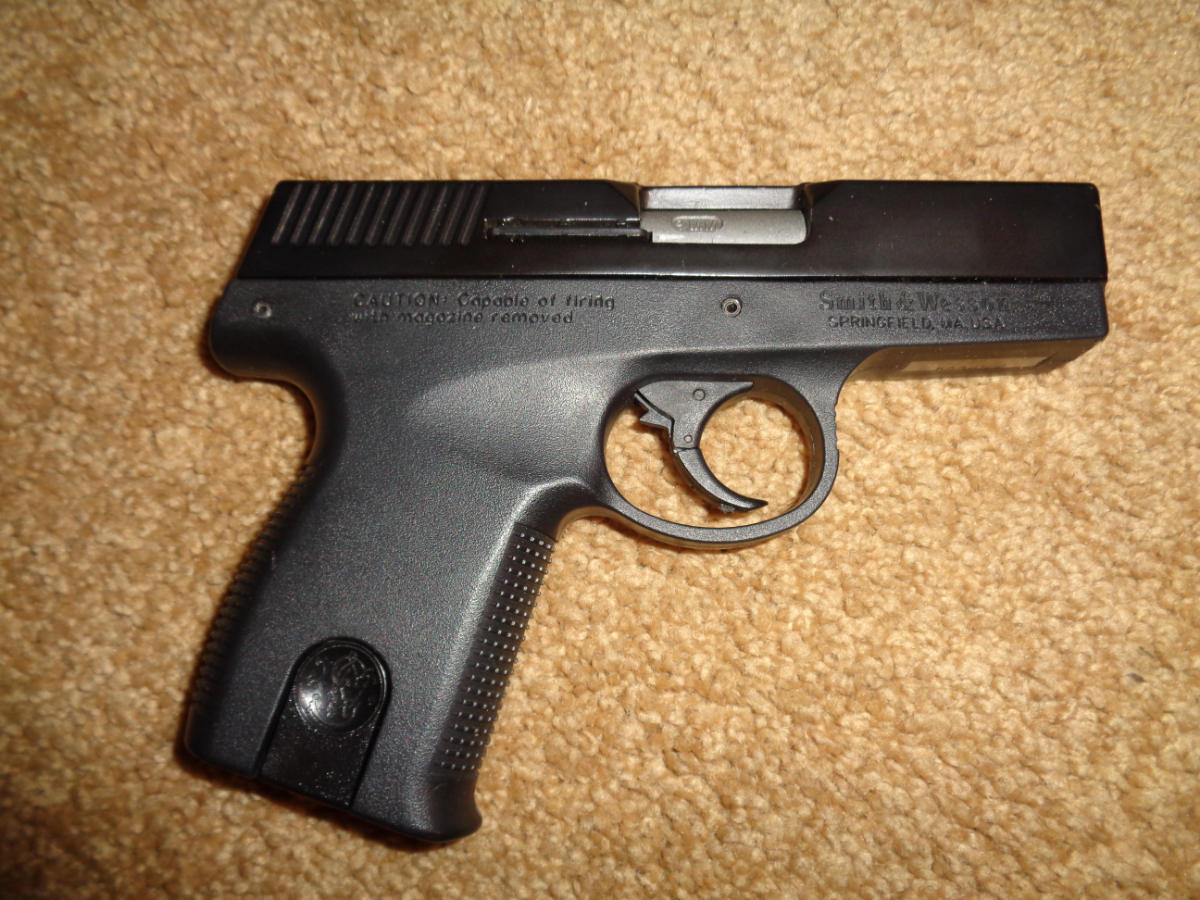 Smith & Wesson SW9M 9mm Luger 17327442 - GunAuction.com