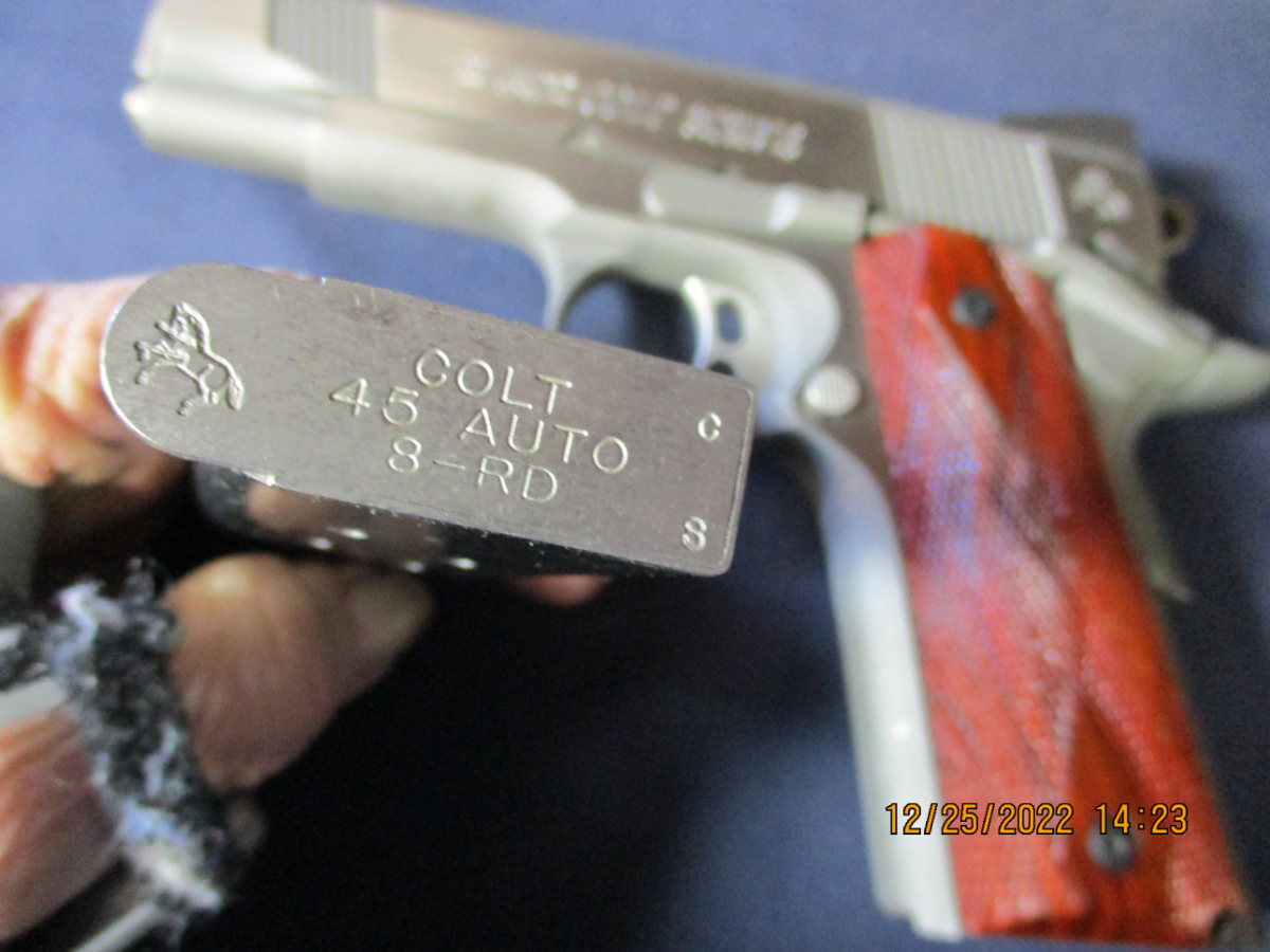 Colt Combat Commander, Stainless .45 Acp For Sale at GunAuction.com ...