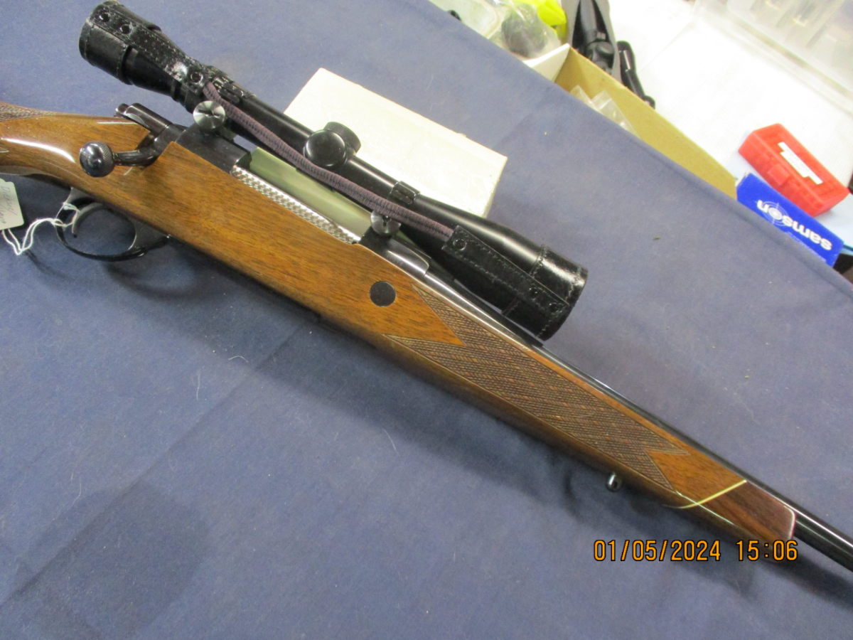 HOWA Dickson Golden Bear with 3X9 Scope .30'06 17325795 - GunAuction.com