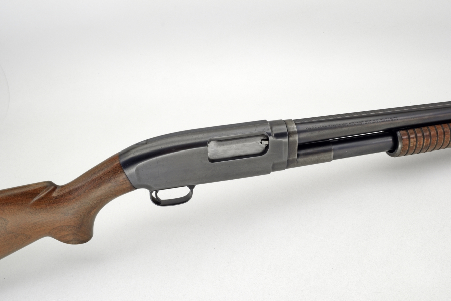 Winchester (Pre 64) MODEL 12 PUMP ACTION SHOTGUN SOLID RIB BARREL 16 GA