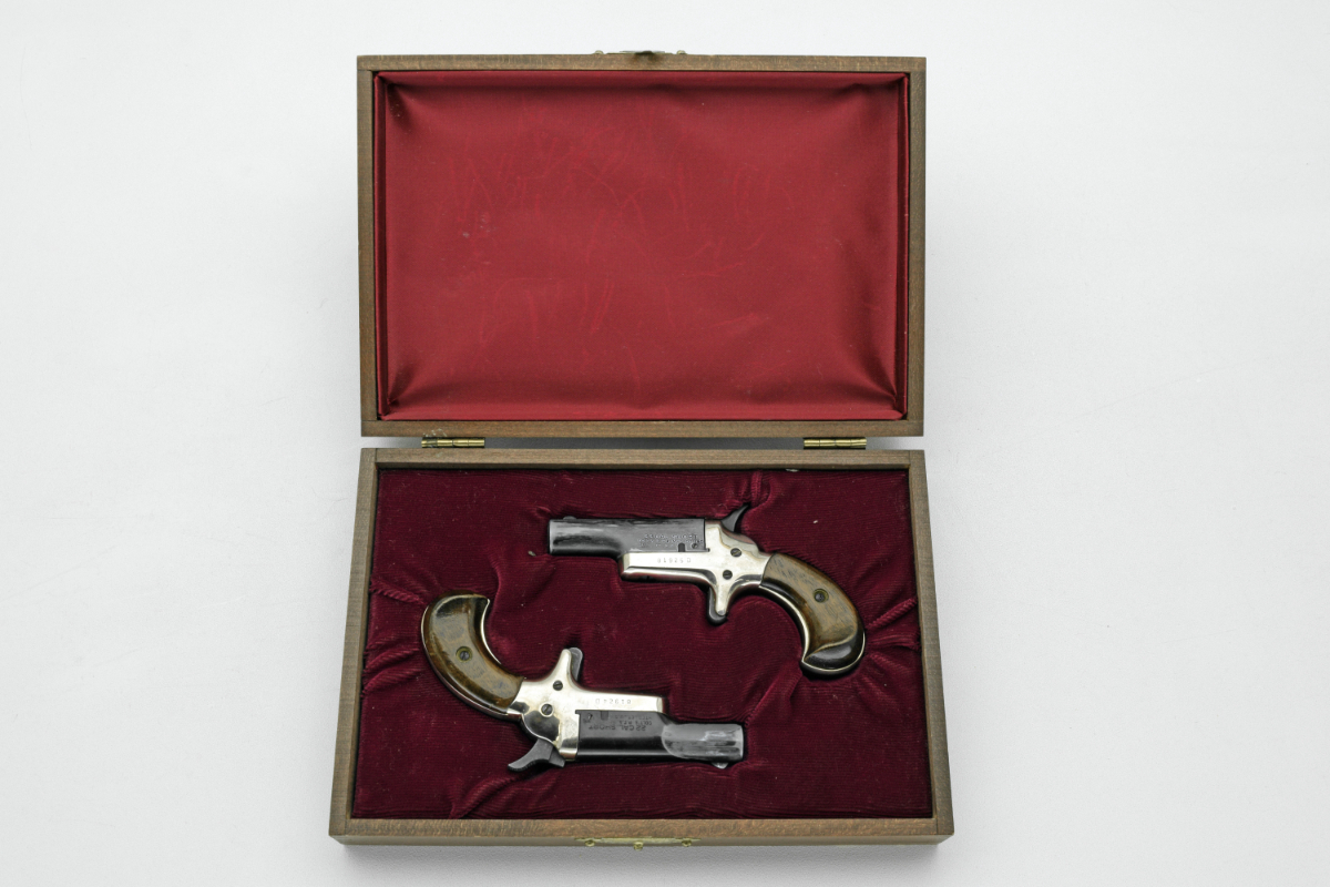 COLT MODEL DERRINGERS SINGLE SHOT PISTOLS & CASE CALIBER 22 SHORT