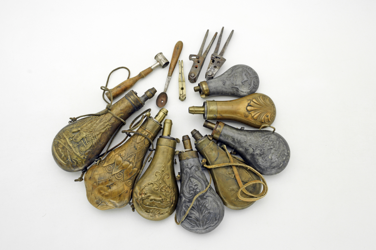 Rifle Blackpowder Flask 8 Blackpowder Muzzleloader Flask & Bullet Molds ...