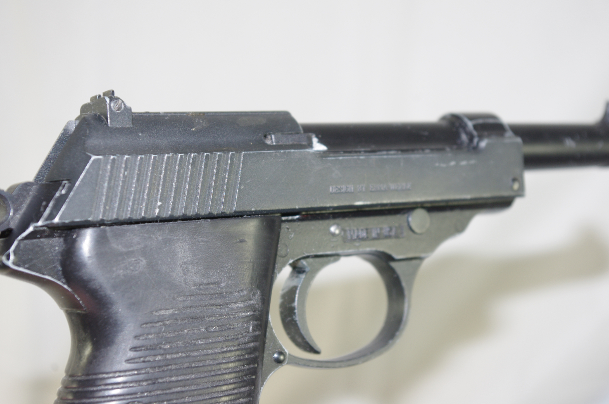 American Arms - PARTS GUN Model P98 P38 style NON Functioning - Picture 3