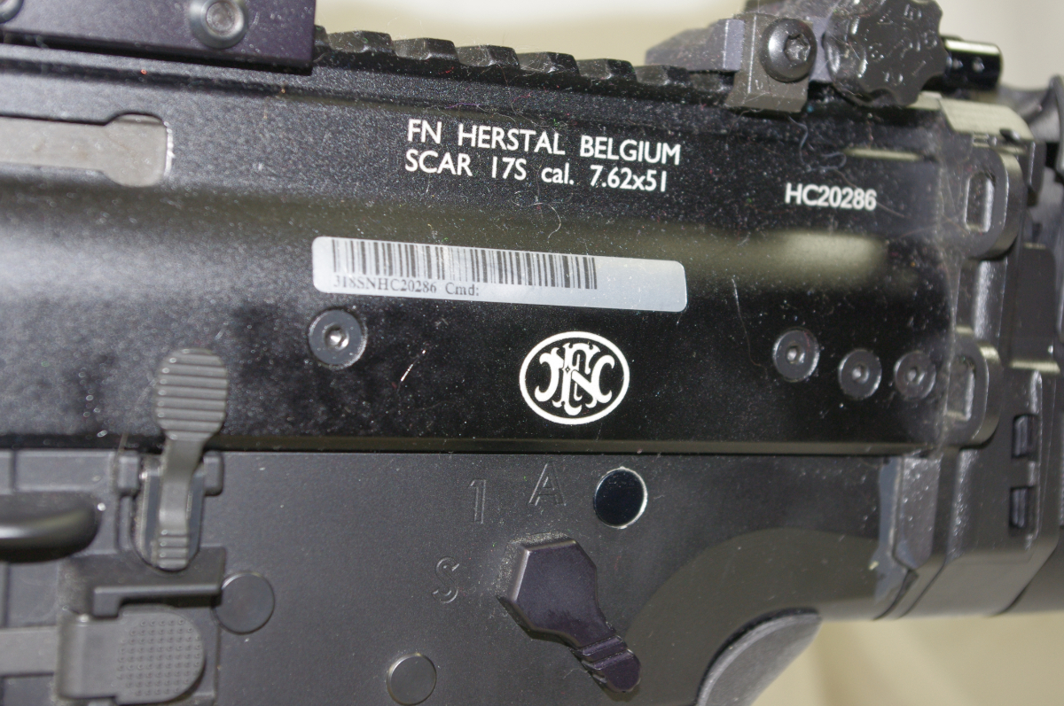 FN - SCAR 17S Leupold Mark AR Scope Handl Defense Lower Bi Pod Pelican ...