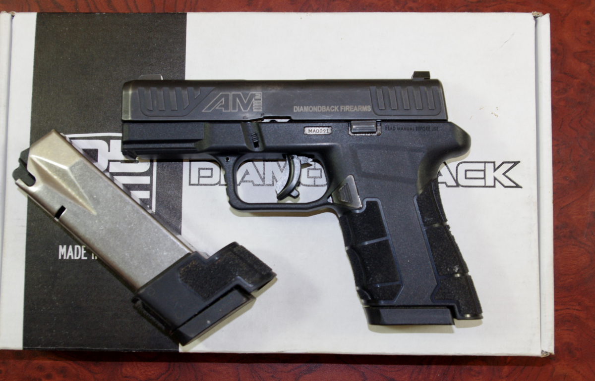 Diamondback Model Am2 3.5" Brl 17+1 Sub Compact Original Boxlk 9mm ...