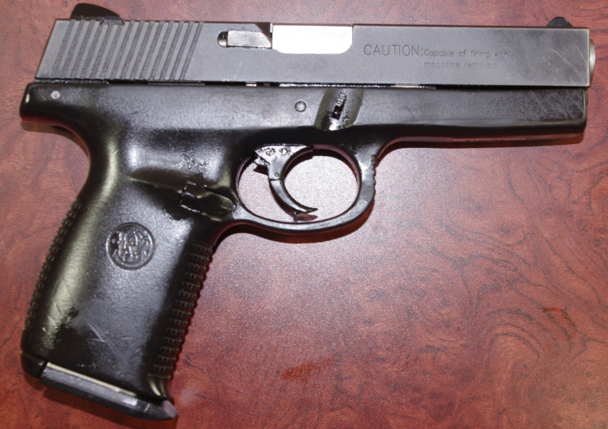 Smith & Wesson Model SW40F Matte Blue Black Frame High Capacity ...