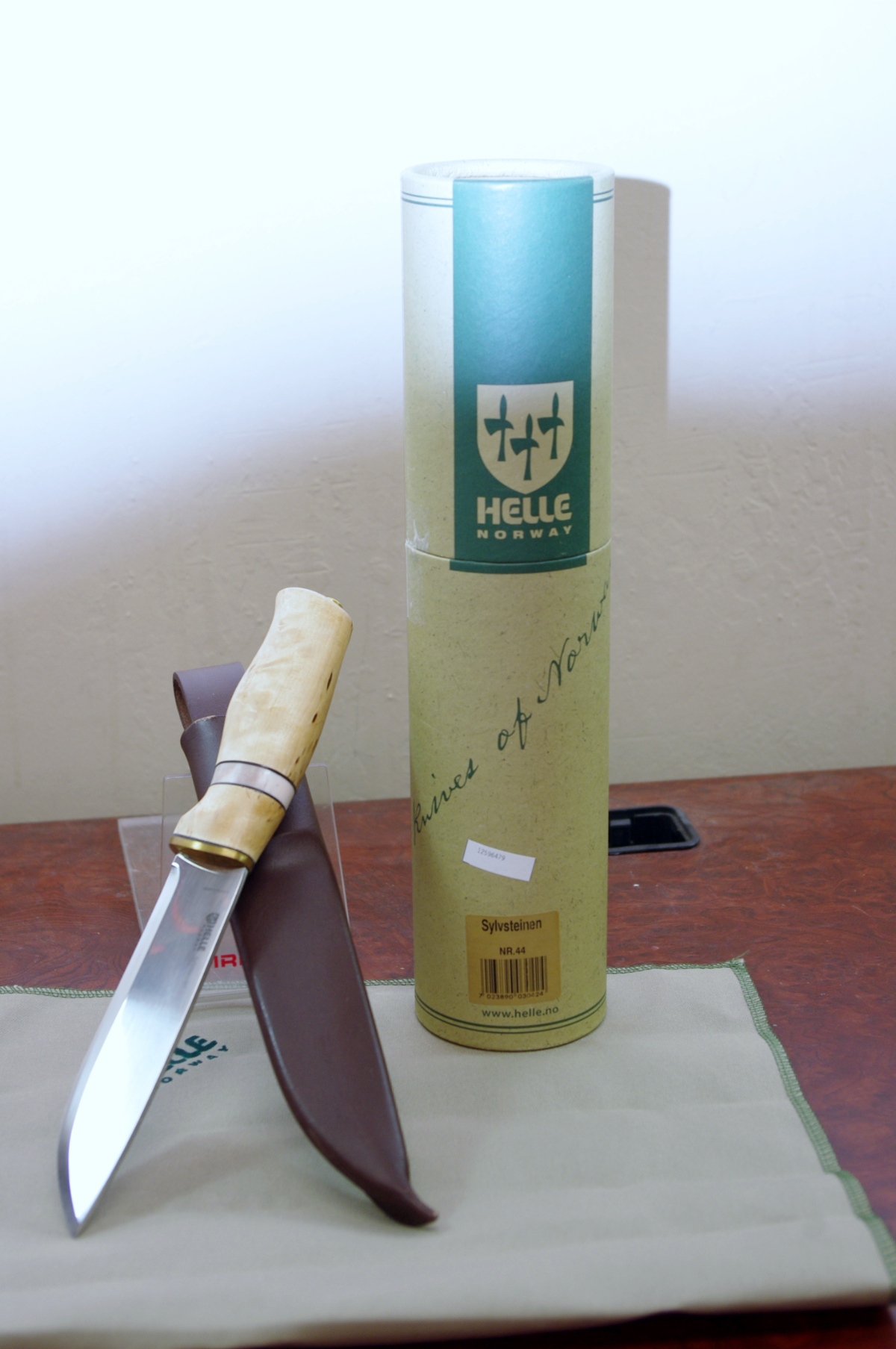 Helle Norway Sylvsteinen Nr44 Nib Fixed Blade Handmade For Sale at ...