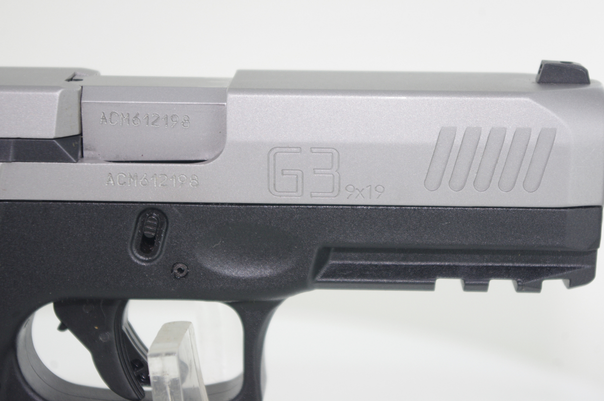 Taurus G3 Black/Matte Stainless 4 Mags, Orig Box. Super Clean Great ...