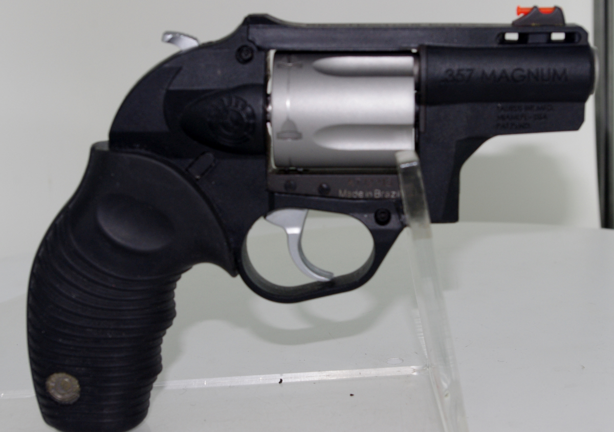 Taurus Model 605 Protector Airweight Snub Nose High Vis Sight LNIB LK ...