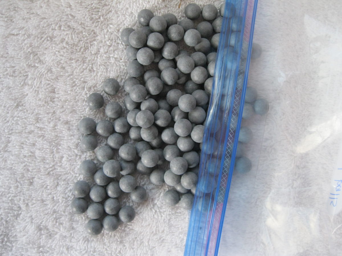 .375 ROUND BALLS 137 COUNT MUZZLE LOADING BLACK POWDER SHOOTING ...