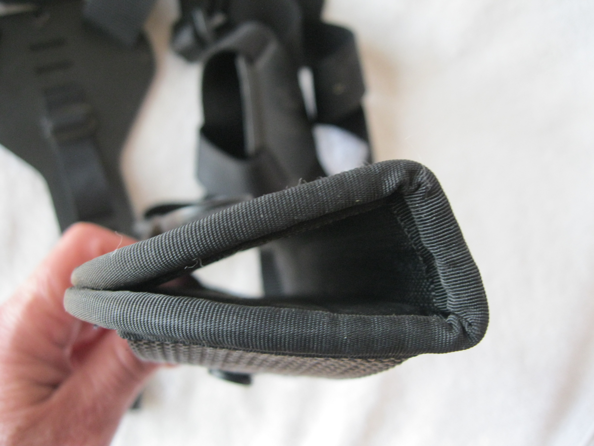 Uncle Mike'S Sidekick Vertical Cross Harness Shoulder Holster New Size ...