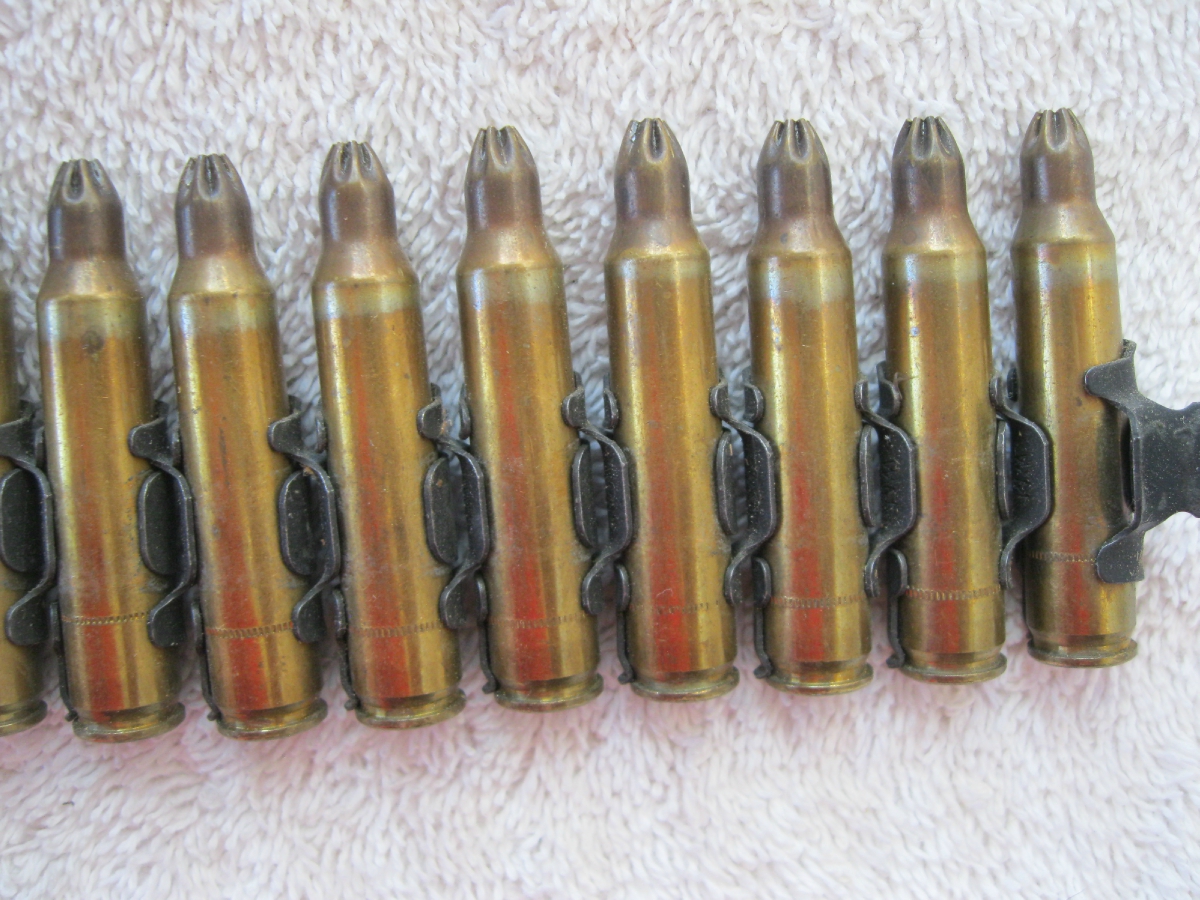 223 Tw 69 Ammunition 10 Count & 223 Lc 64 Blanks On Links / 1021-8 For ...