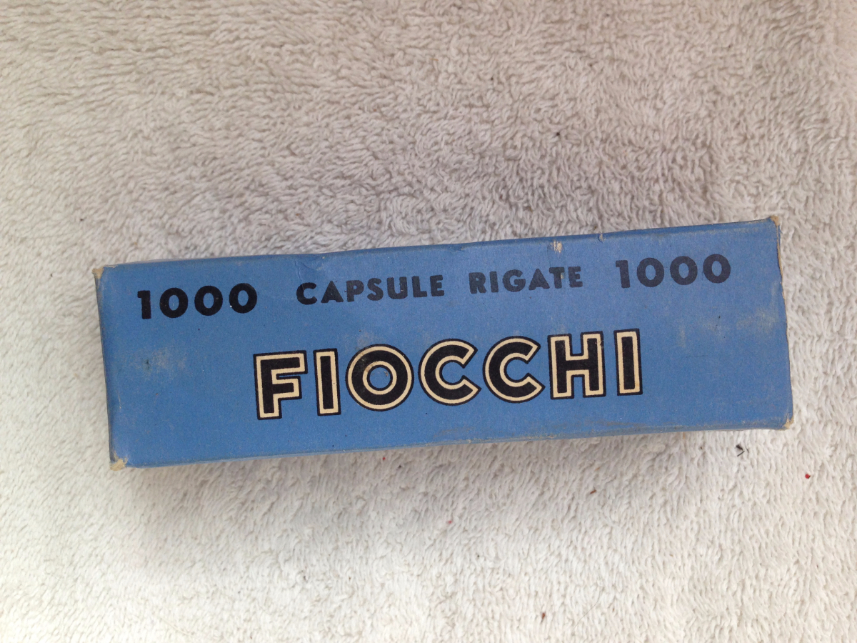 Giulio Fiocchi-Lecco Percussion Caps Capsule Rigate 700 Count In Tins ...