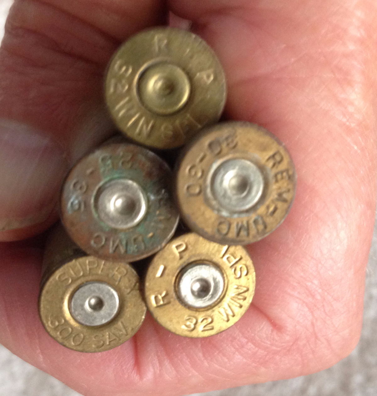 MISCELLANEOUS VINTAGE FIRED BRASS CARTRIDGE CASES 25 count W. R. A. CO ...