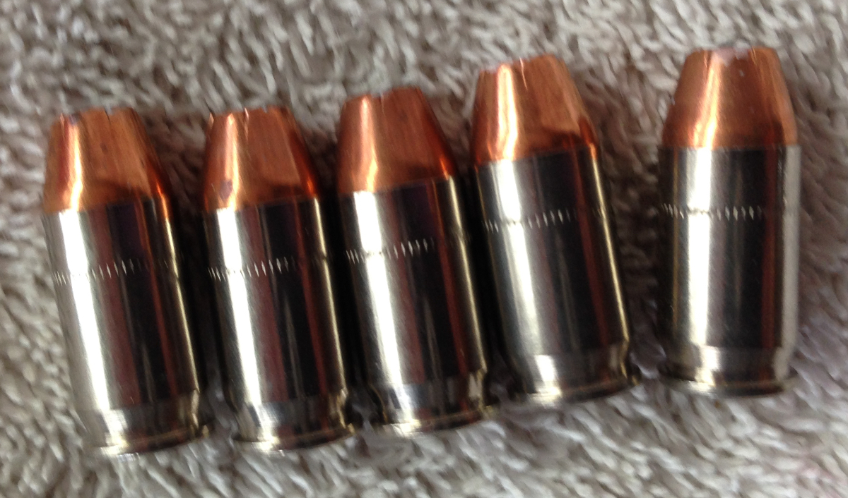 Federal Cartridge Corporation Federal Premium 380 Auto 90 Grain Hydra ...