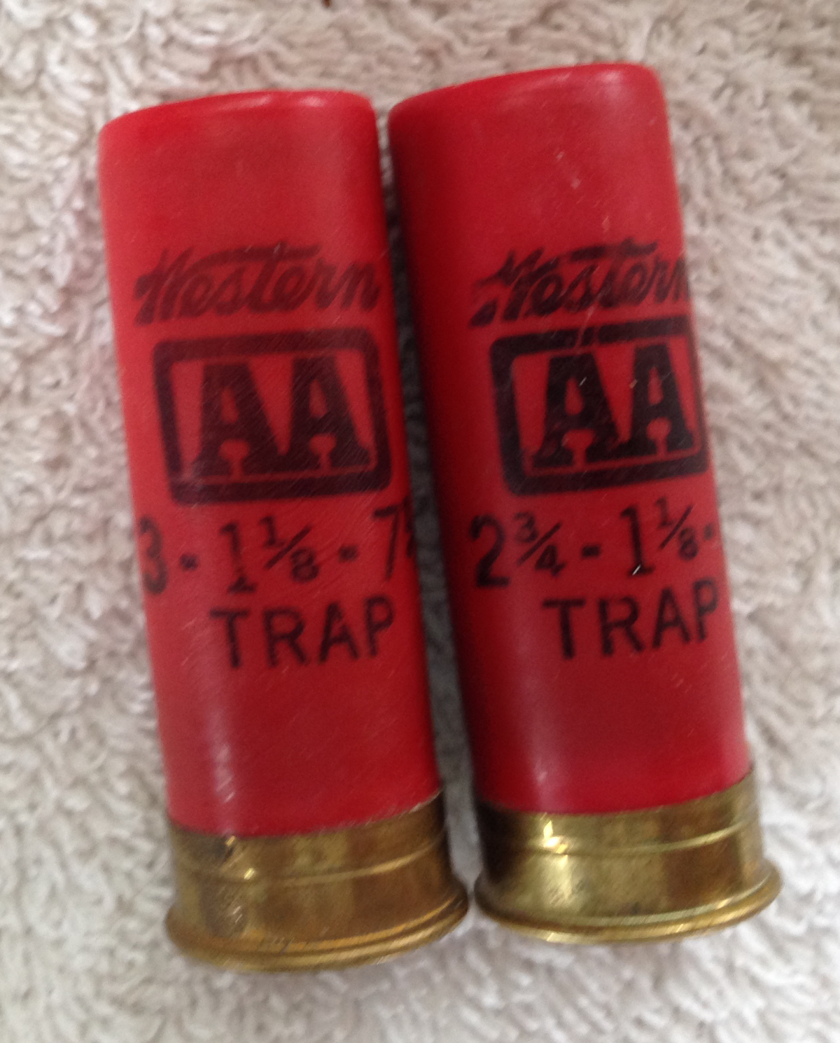 Western Cartridge Company WESTERN AA 12 GAUGE SHOTGUN SHELLS TRAP 2 3/4 ...