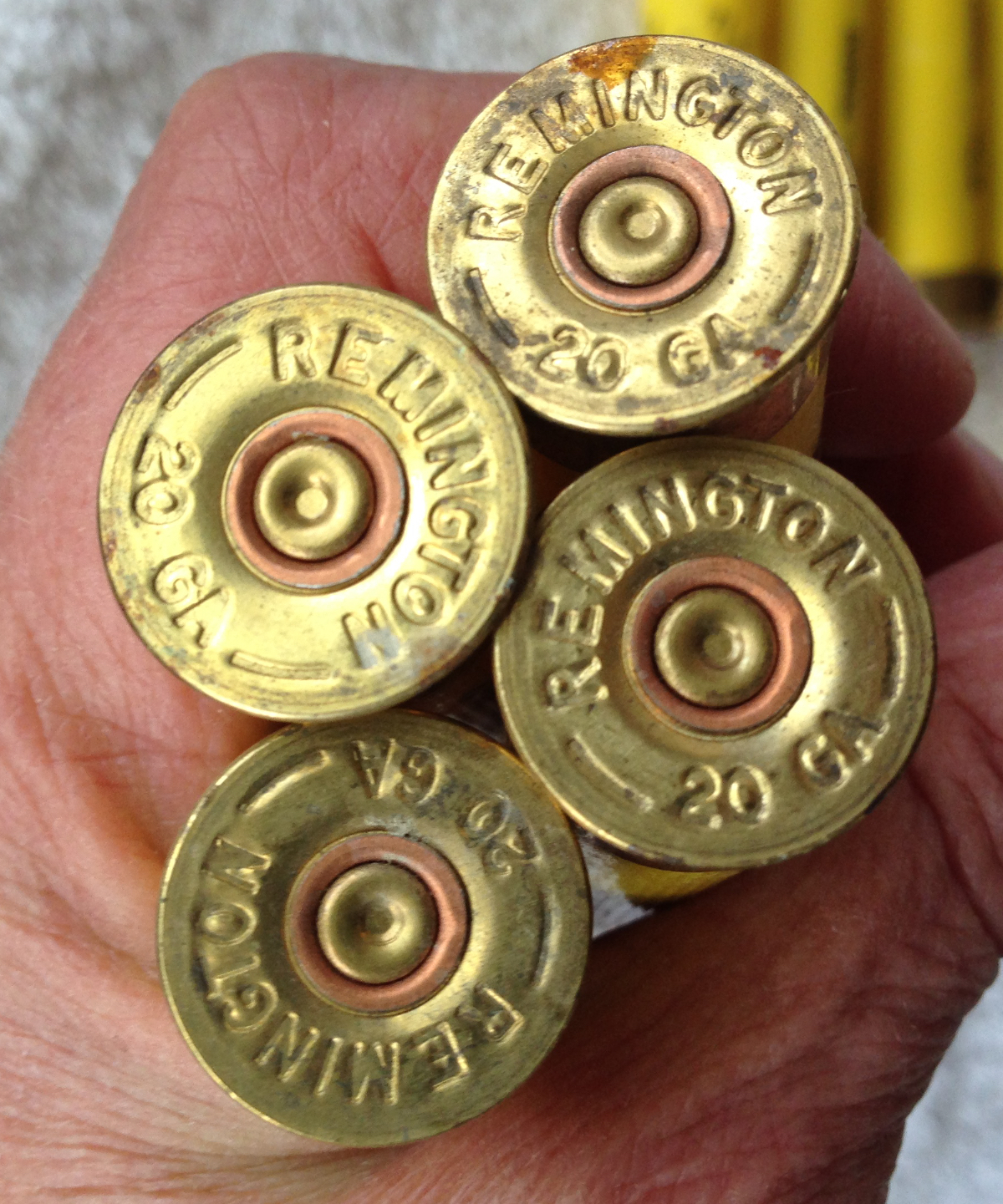 20 Gauge 2 3/4" - 70mm 2 1/2 - 7/8 - 6 Remington Yellow Ribbed Plastic ...