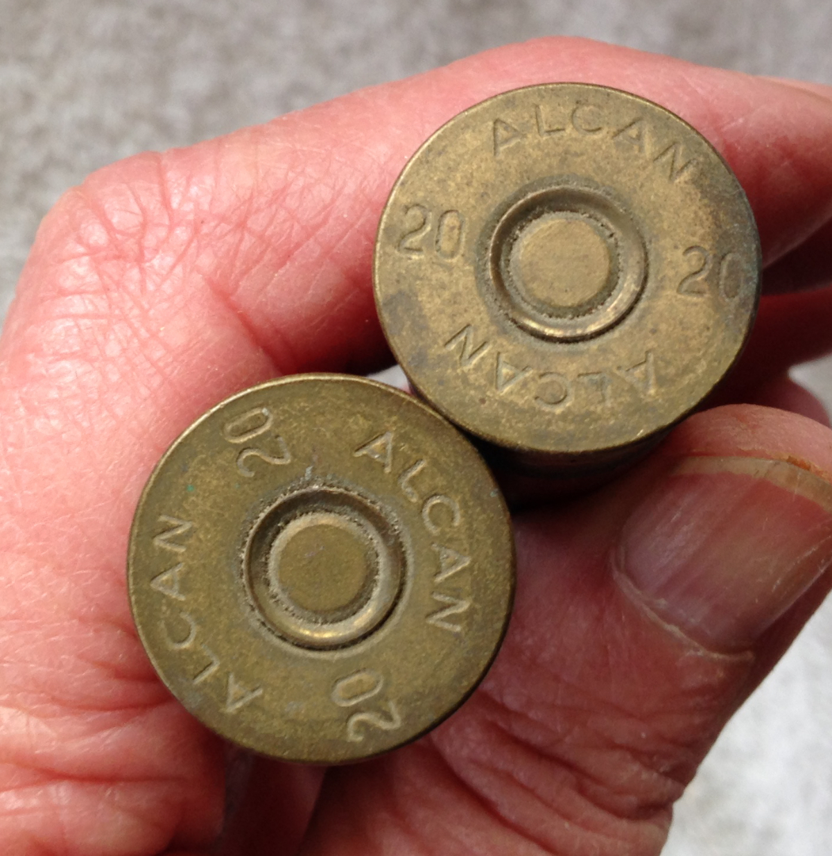 Alcan 2 Count Of 20 Gauge Shotgun Shells Shot Shells Shotshells Red ...