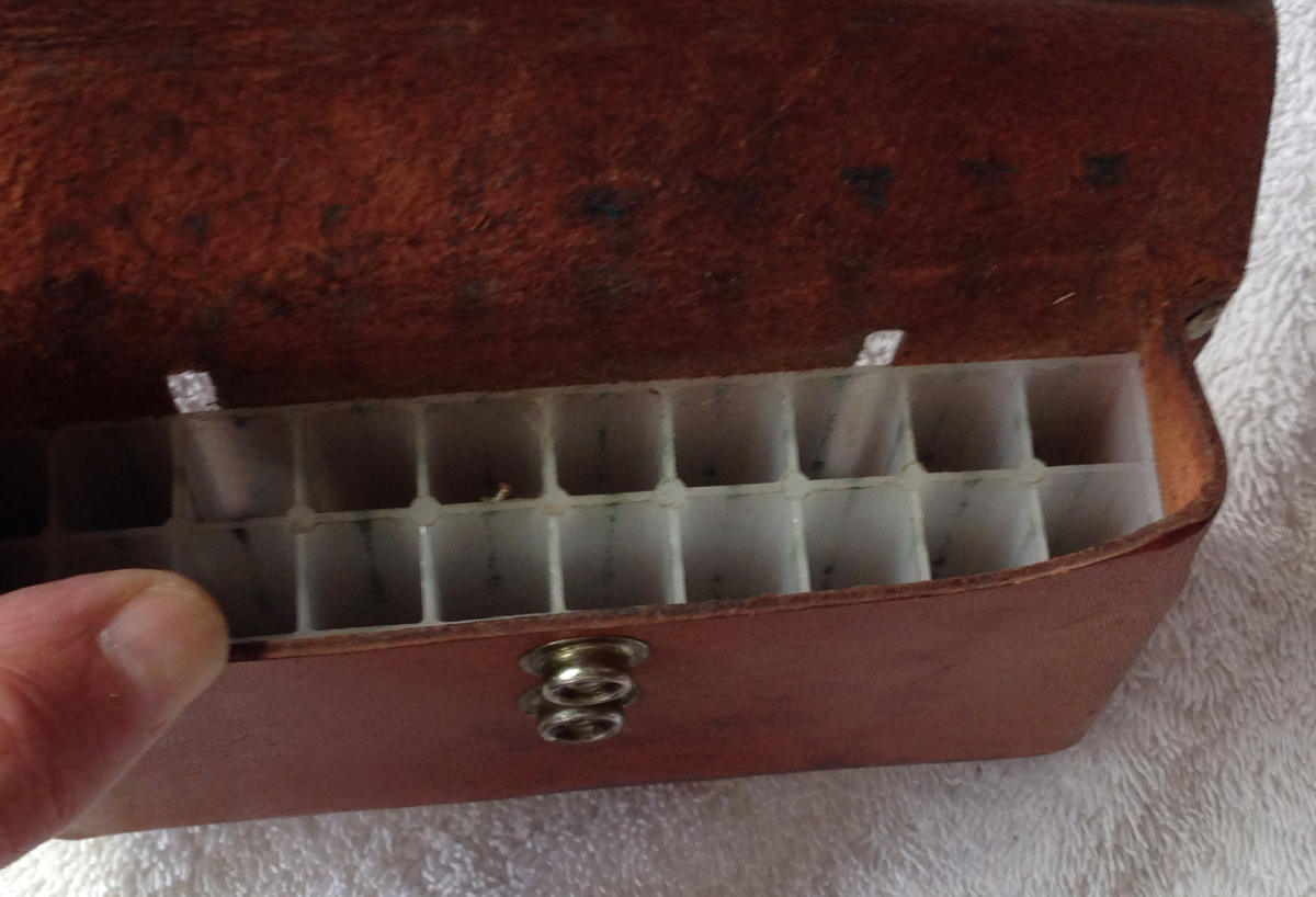 Leather Rifle Ammo Pouch Holds 20 Back Has Elephant And 71 Stamped Fits ...