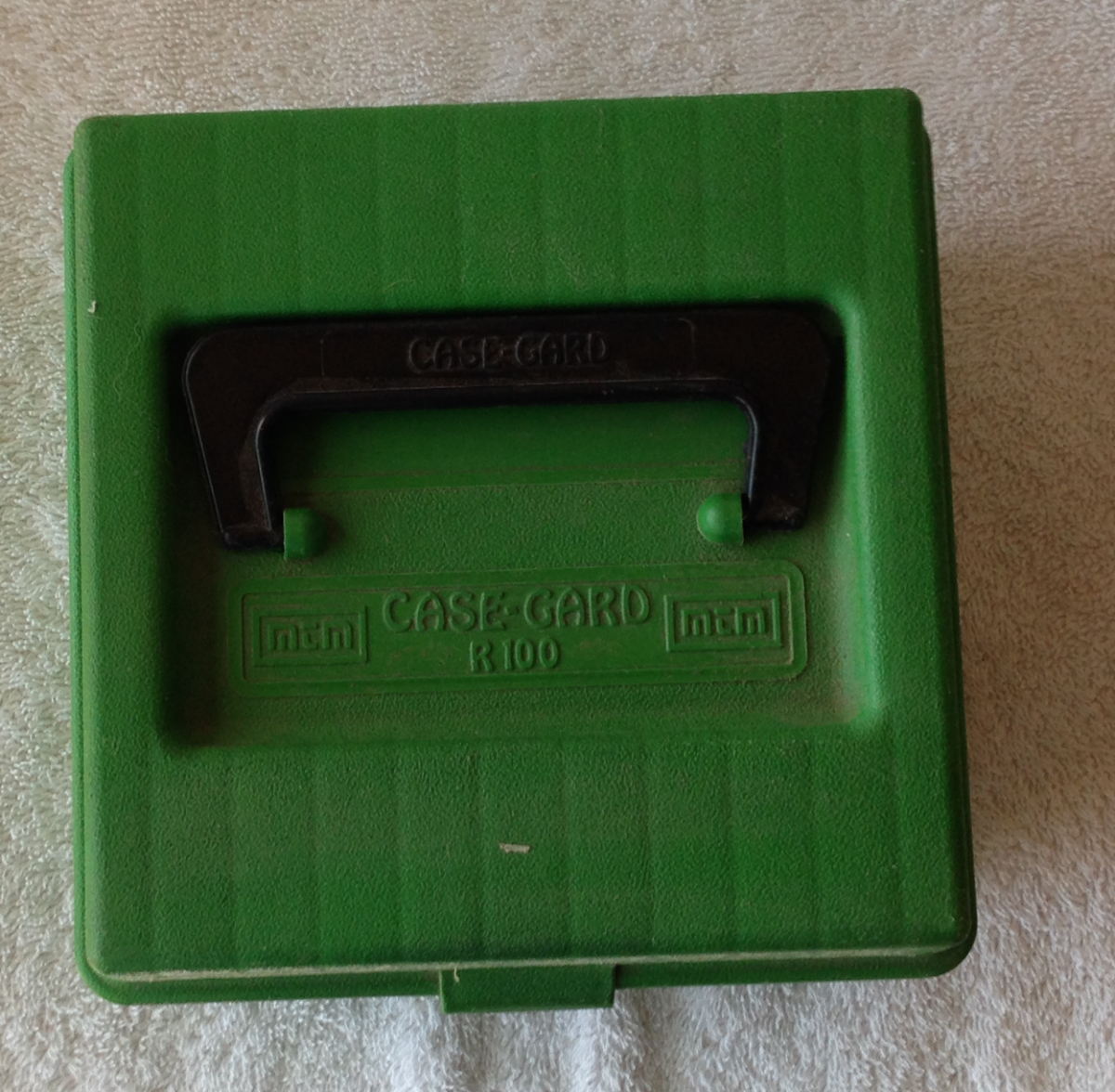 Mtm Case-Gard R 100 R100 Ammo Box Green Used With Black Handle Holds ...