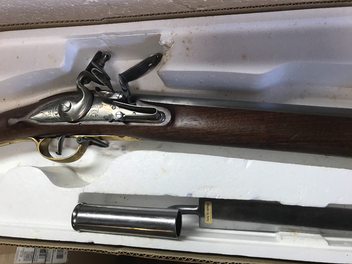 Pedersoli Brown Bess Flintlock Musket For Sale at GunAuction.com - 15075454