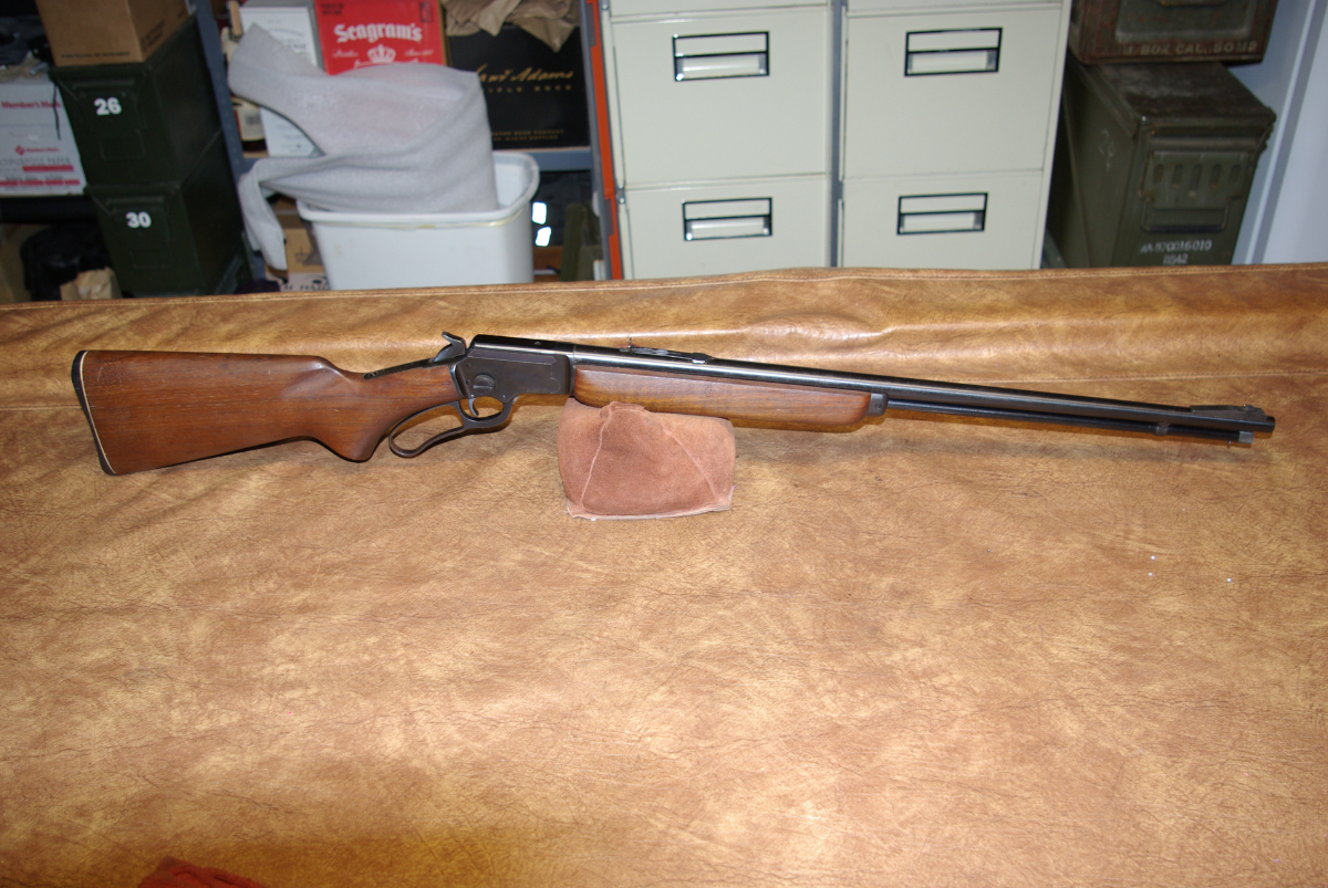 Marlin Model 39a Lever Action Round Barrel, Blued Steel 1953 D.O.M. .22 ...