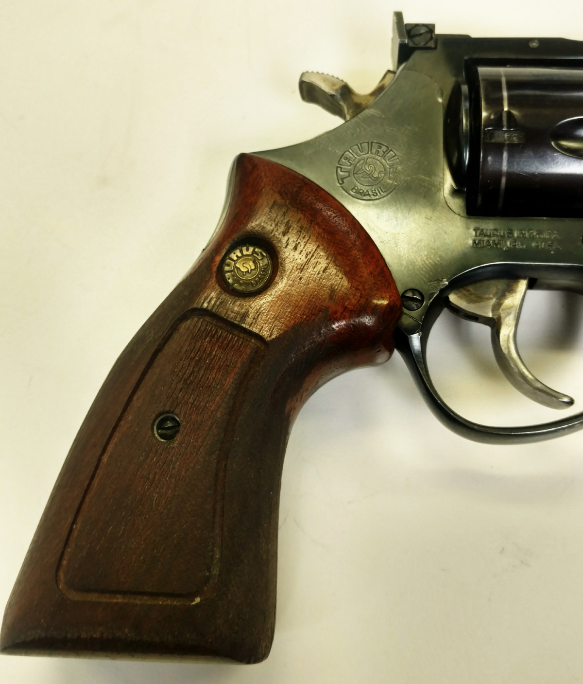 Taurus Model 441, .44 Spl Revolver, 5 Shot, 4" Barrel, Adjustable Rear ...
