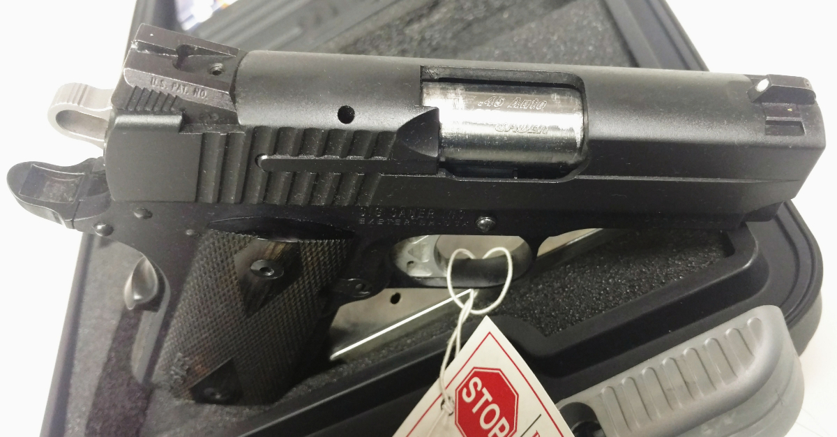 Sig Sauer 1911 Ultra, Compact Pistol, 2 Mags, 3.5" Bbl, 3 Dot Sights ...