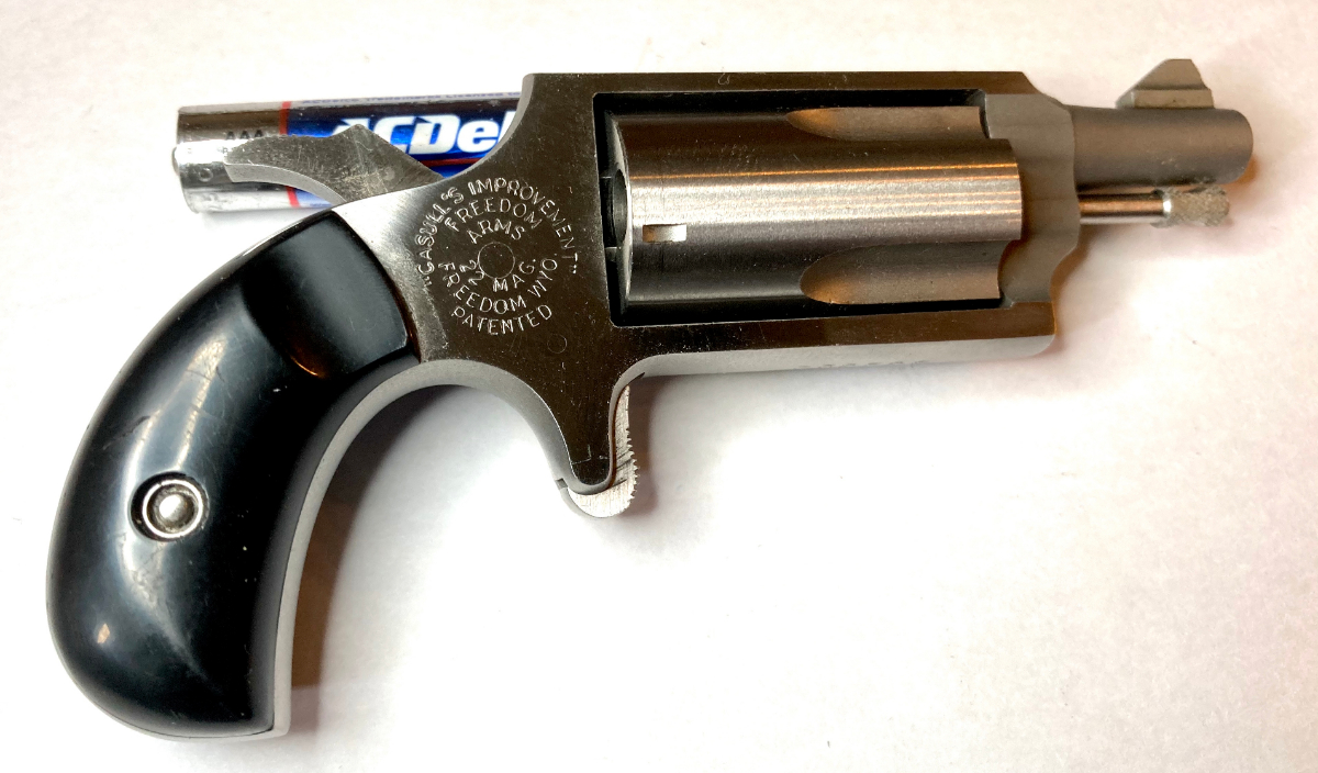 Freedom Arms Mini Revolver, Casull`S Improvement, W/Leather Zipper Case ...