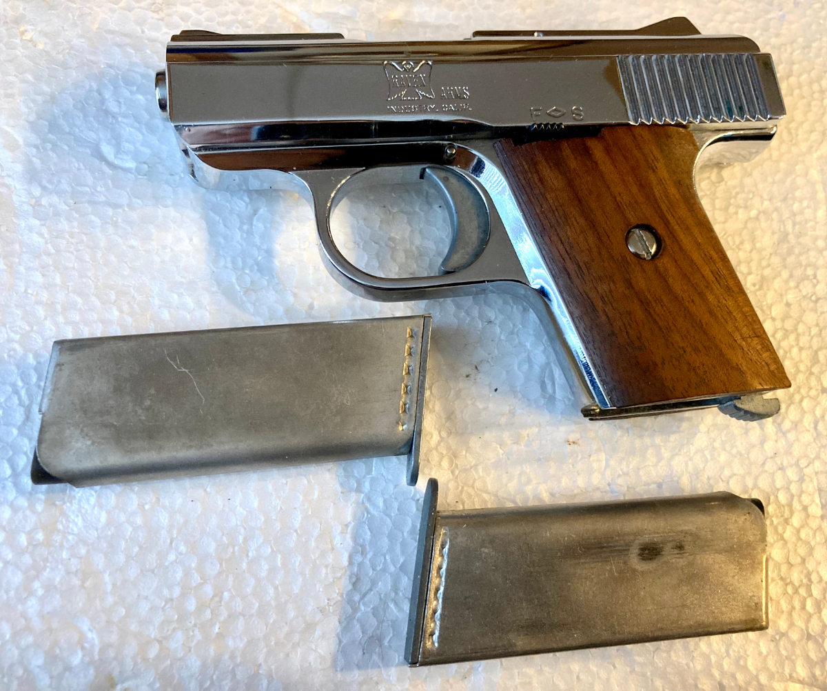 Raven Arms RAVEN MP25 PISTOL, 2 MAGAZINES, EXCELLENT CONDITION--SHIRT ...