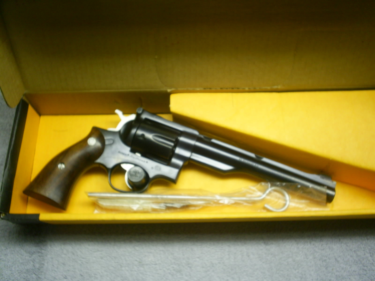 Ruger Redhawk 44 Magnum Blued w/Box