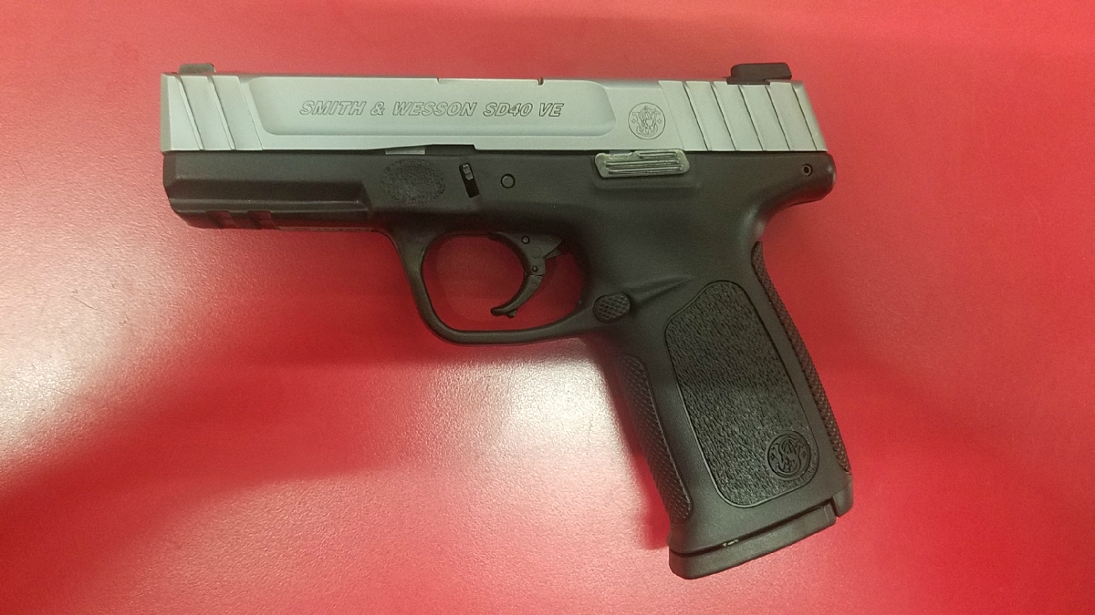 Smith & Wesson Sd40 Ve Semi-Auto Pistol .40 S&W Cal. .40 S&W For Sale ...
