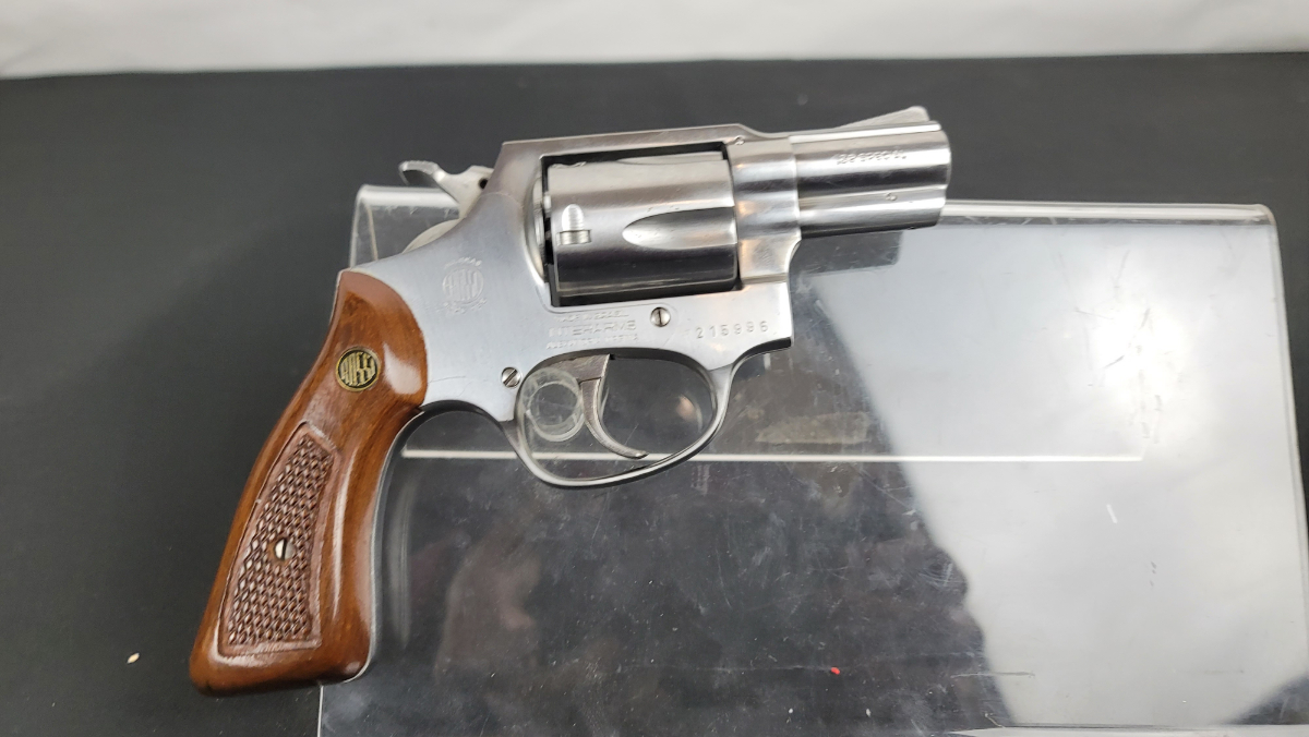 Rossi M885 .38 Special For Sale at GunAuction.com - 17198531