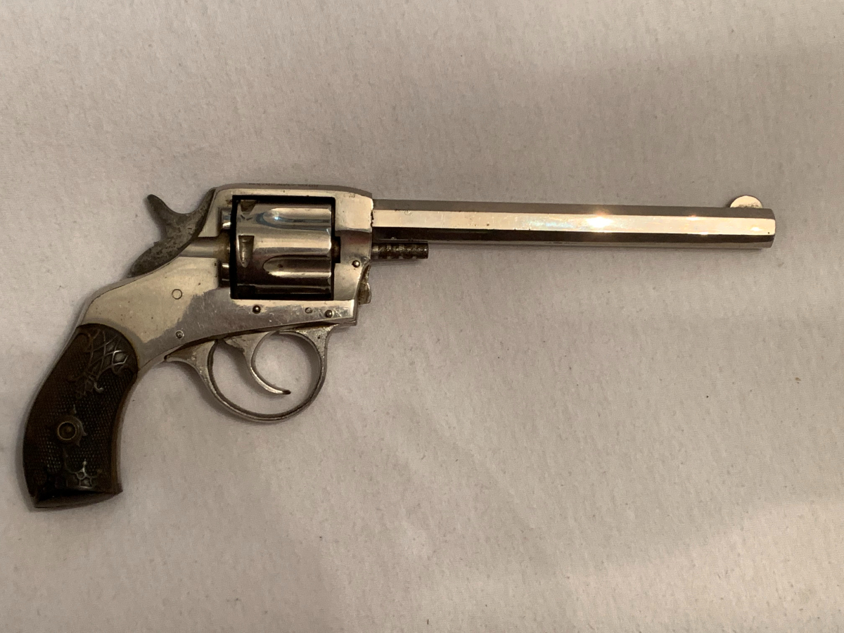 HARRINGTON & RICHARDSON, THE AMERICAN DOUBLE ACTION REVOLVER, US, CIRCA ...