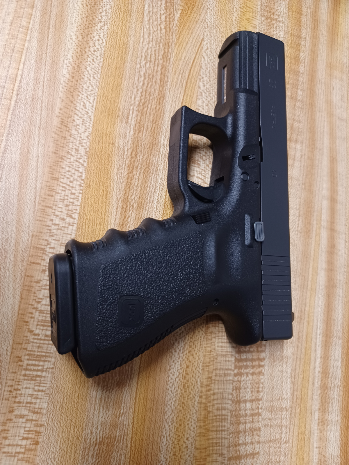 Glock 23 Gen 3 In .40s&W .40 S&W For Sale at GunAuction.com - 17260371