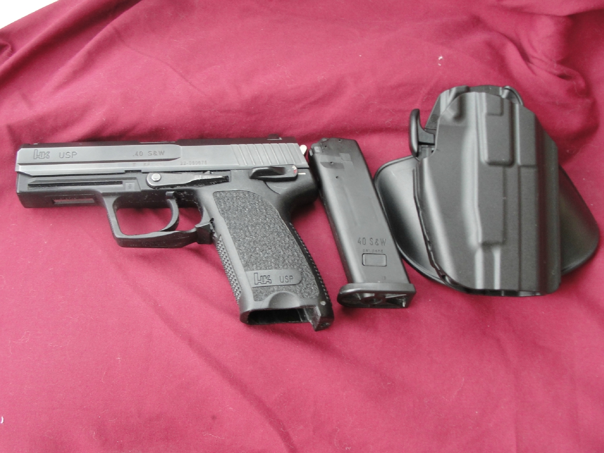 Heckler & Koch HECKLER&KOCH MODELUSP 40S&W WITH HOLSTER .40 S&W ...