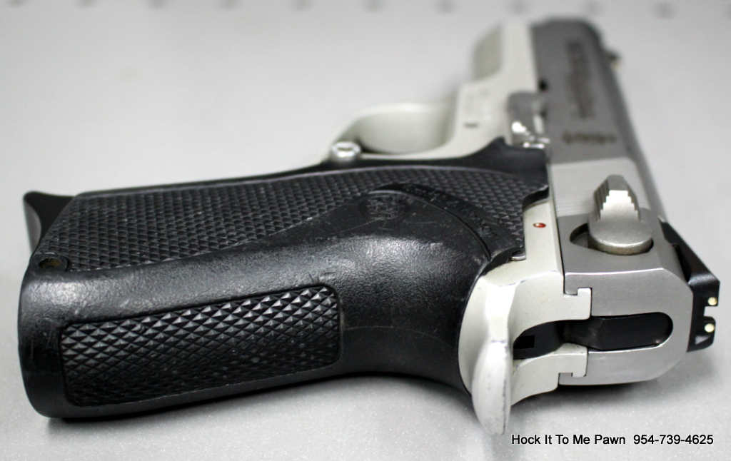 Smith & Wesson S&W Model 4013tsw Tactical Semi-Automatic Pistol Cal.40 ...