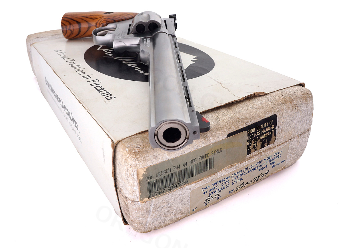 Dan Wesson Arms Model 744-V Stainless Steel Revolver .44 Magnum Sn ...
