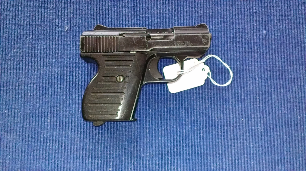 Lorcin Model L25 Semi-Auto .25 ACP Pocket Pistol 17100454 - GunAuction.com