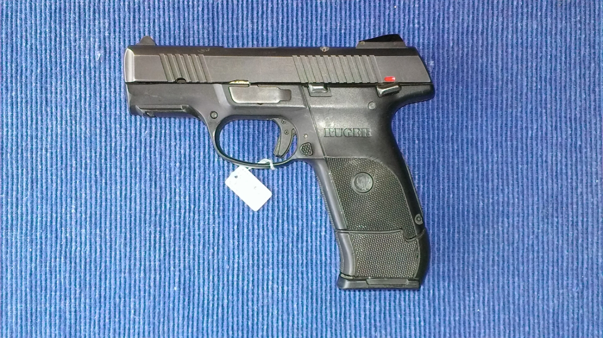 Ruger SR40C Compact .40 Caliber With Extended Magazine .40 S&W 17104974 ...