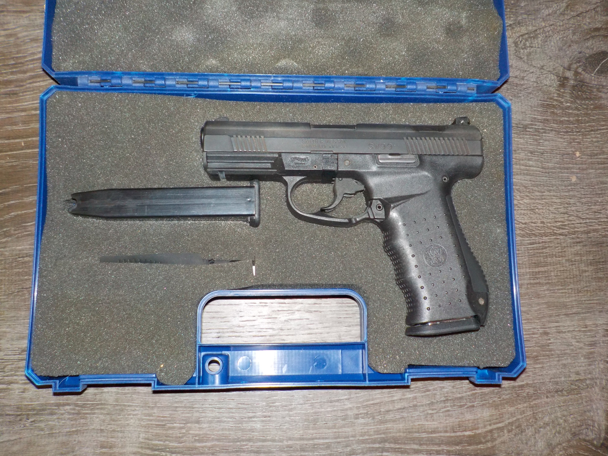 Smith & Wesson Sw99 45acp With Factory Box And Extra Magazine .45 Acp ...