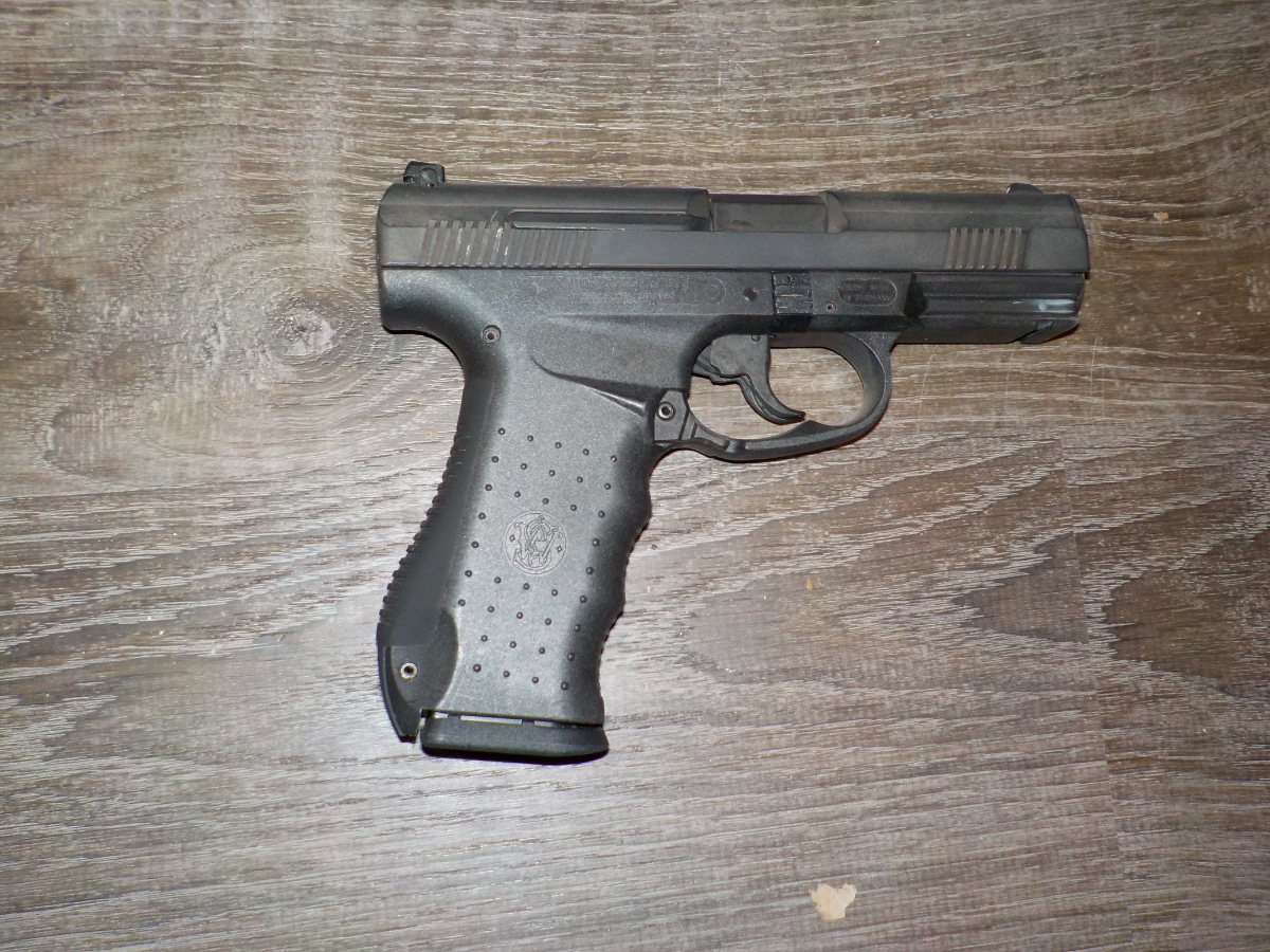 Smith & Wesson Sw99 45acp With Factory Box And Extra Magazine .45 Acp ...
