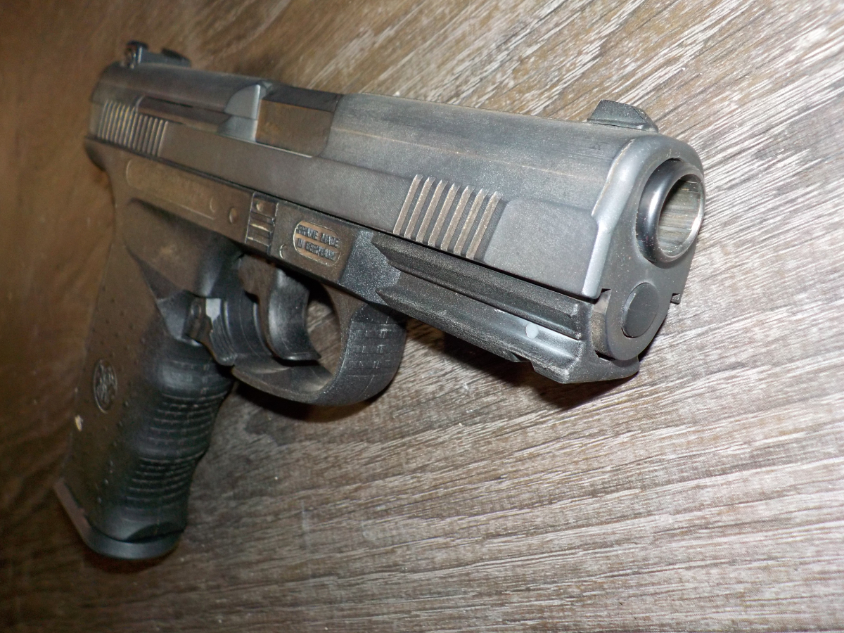 Smith & Wesson Sw99 45acp With Factory Box And Extra Magazine .45 Acp ...