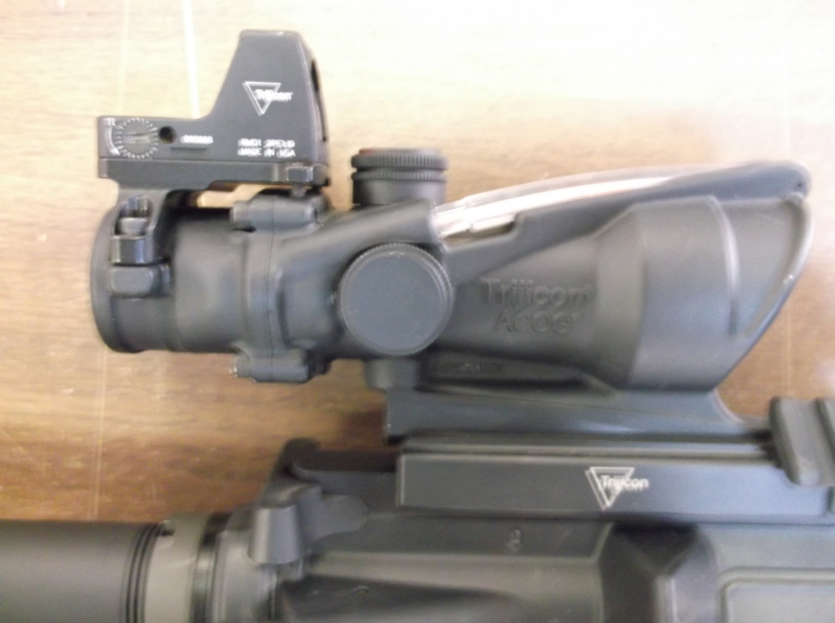 Daniel Defense Model DDM4V5 with Trijicon Acog and Sure FireLight 45 ...