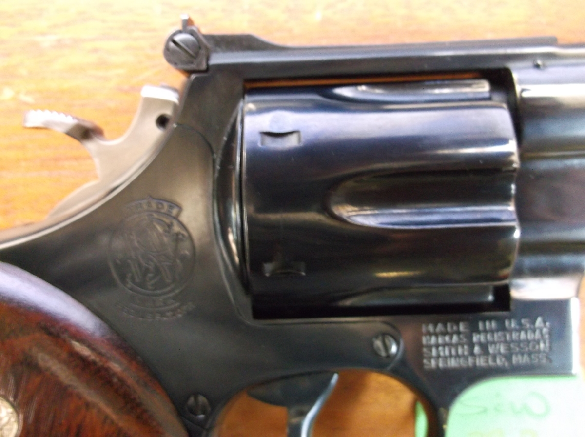 Smith & Wesson Model 29-2 In 4" Barrel Adjustable Rear Sight With White ...