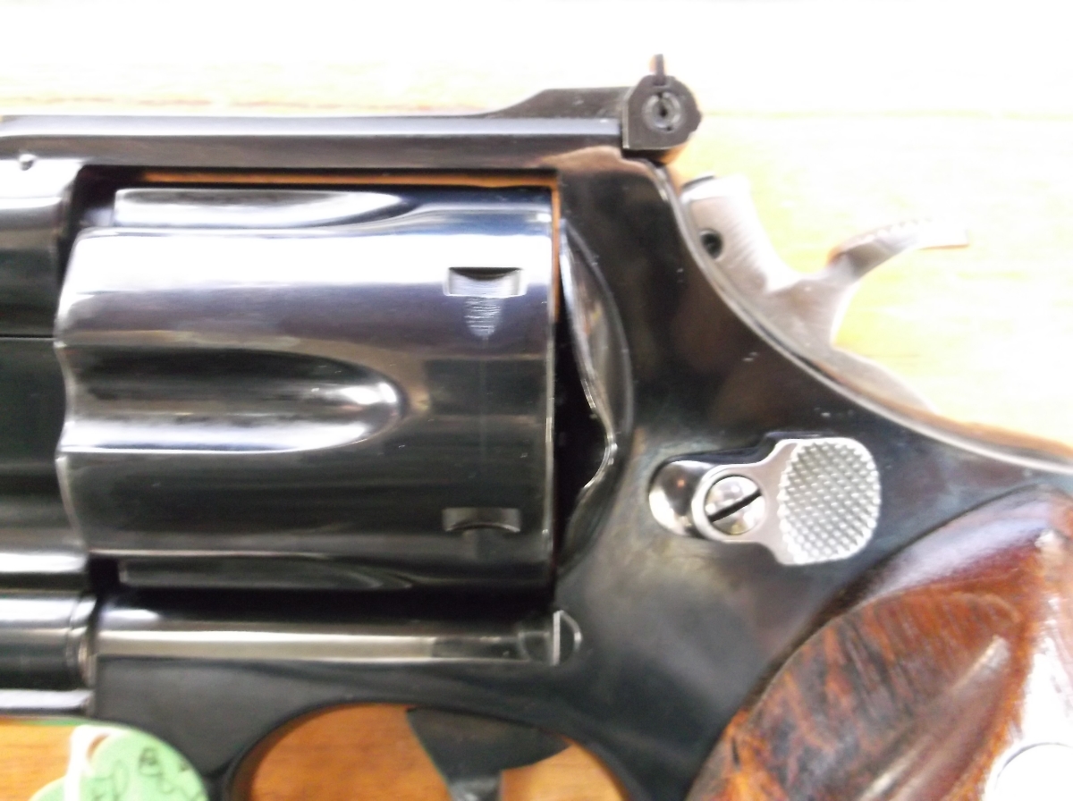 Smith & Wesson Model 29-2 In 4" Barrel Adjustable Rear Sight With White ...