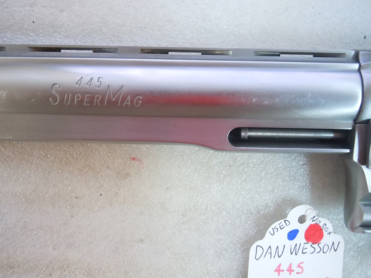 Dan Wesson Model 445 Super Mag Rear Adjustable Sight And Hi Viz Front ...