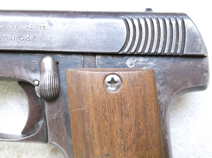 Fabrique D'Armes De Guerre Model Paramount .32 Cal One Magazine (Sold ...