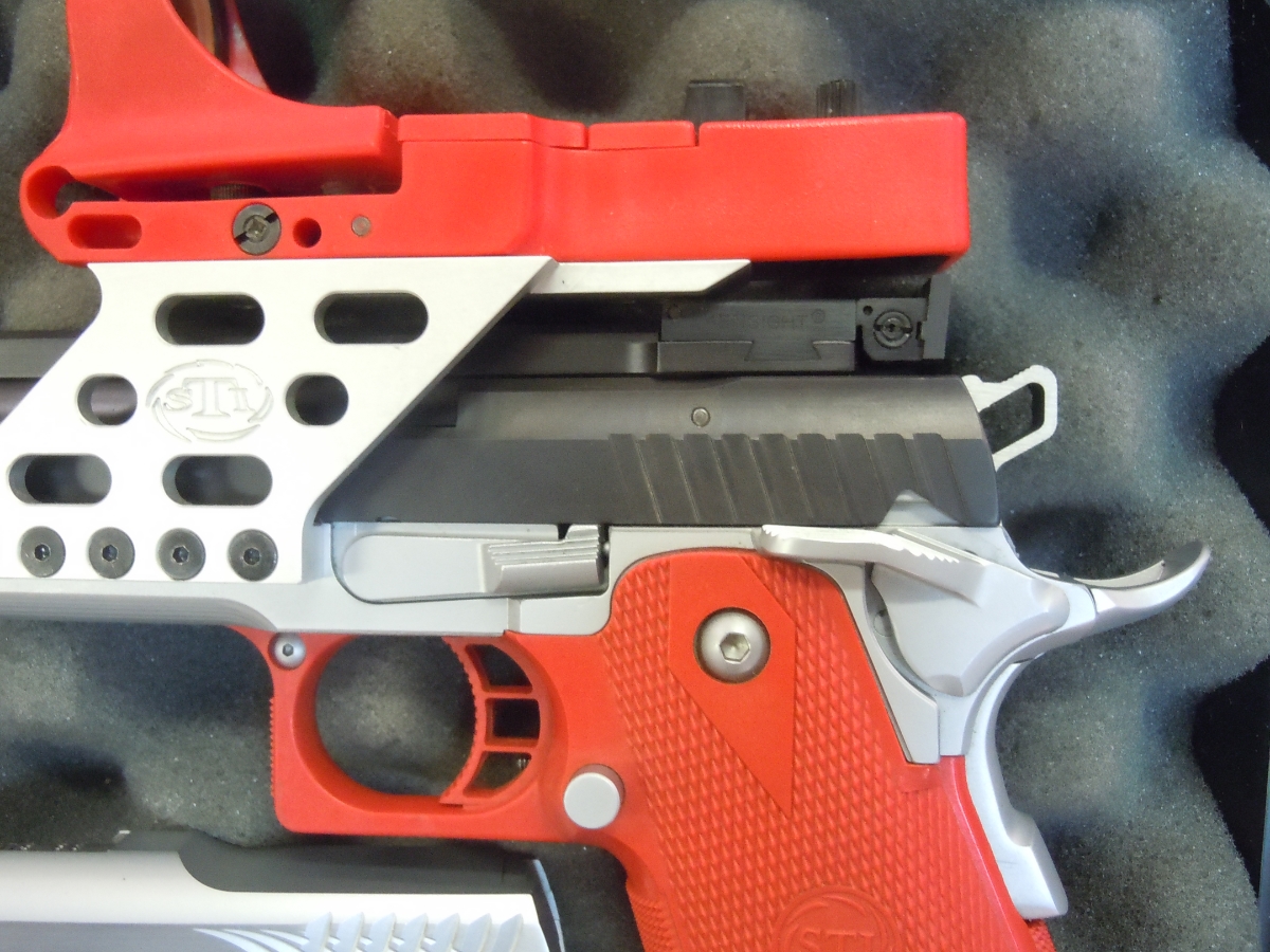 Glock Model Grandmaster 91 C-More sight system Two .22 Mags & Two .38 ...