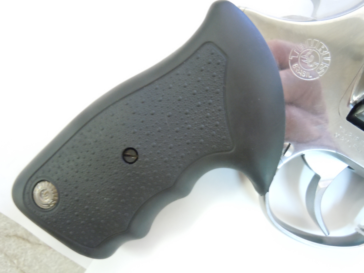 Taurus Model M608 8 Shot Stainless 6 1/2" Barrel Rubber Grips (C2831-21 ...